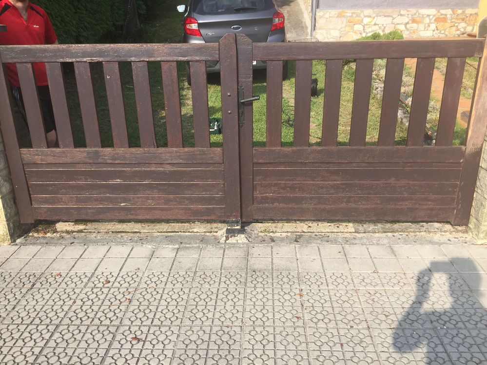 Restauración de la cancilla exterior de madera | Comunidad Comunidad ...