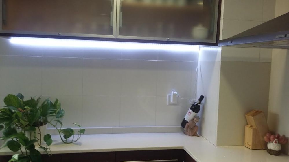 Colocación de una tira de led | Comunidad Leroy Merlin Comunidad